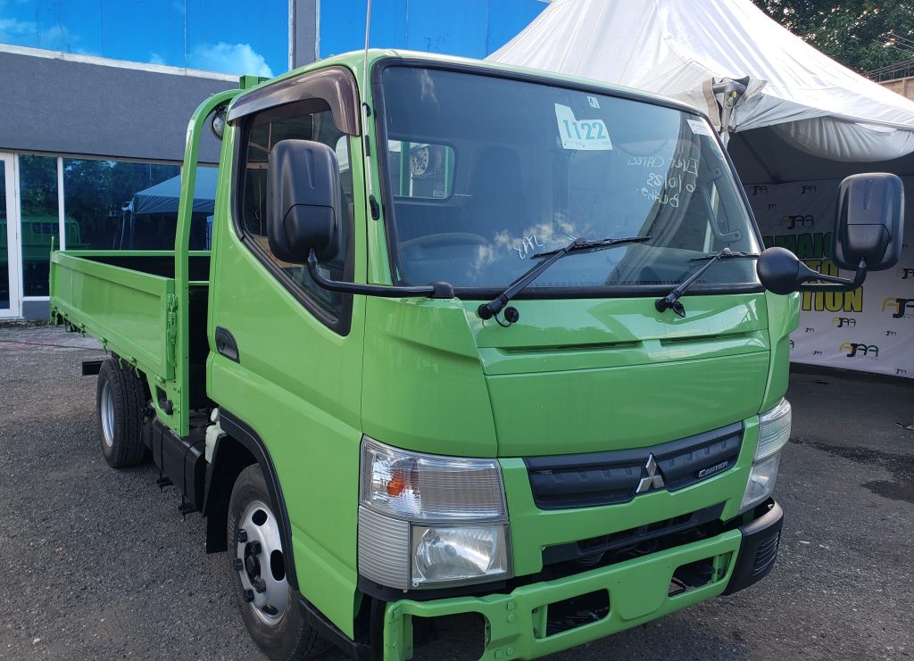 ID#1122 - 2011 Mitsubishi Canter - Jamaica Auto Auction